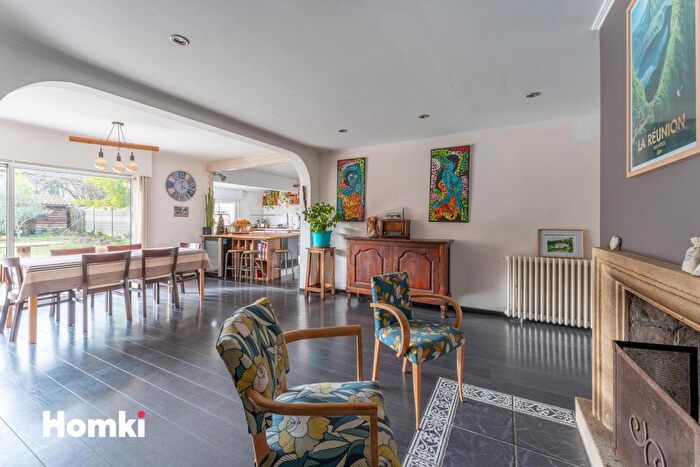 Maison à vendre - Mérignac - 5 pièces - 4 chambres