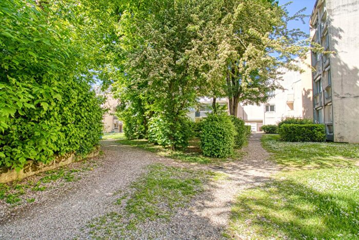 Appartement à vendre - Lagny-sur-Marne, Saint Laurent, Hauts de Lagny - 6 pièces - 4 chambres