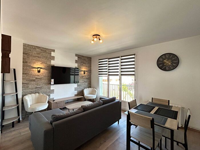 Appartement à louer - Ville Gozet, Montluçon - 5 pièces - 4 chambres