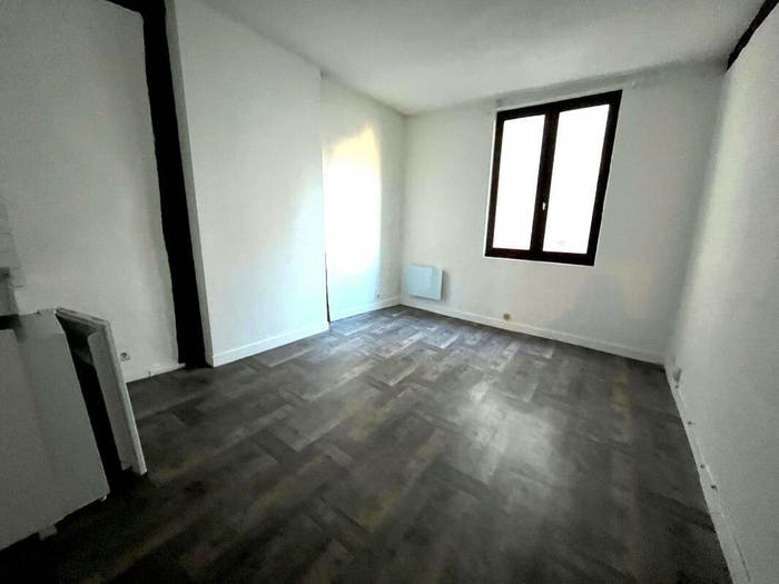 Appartement 1 pièce à Centre-Hôtel de Ville, Limoges, à louer