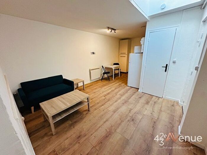 Appartement à louer - Saint-Étienne, Saint-Roch, Vivaraize, Valbenoite, Centre Deux - 2 pièces - 1 chambre