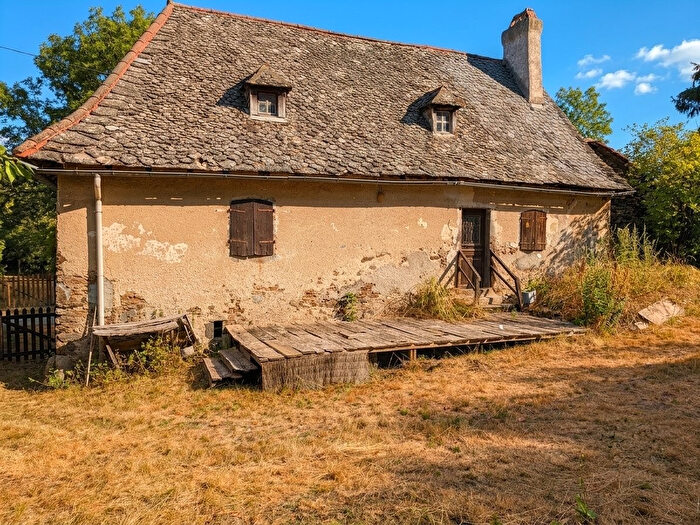 Saint-Victor - Maison 5 pièces à vendre