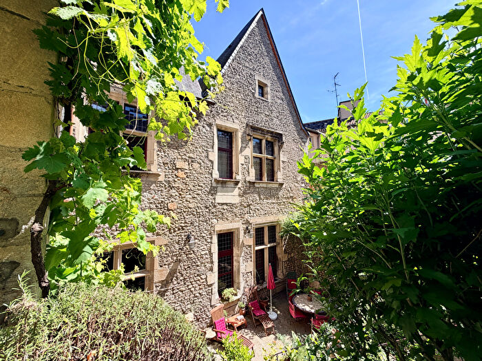 Maison 10 pièces à vendre - Poitiers, Centre-ville