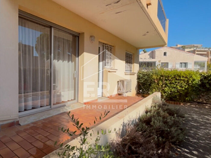 Appartement à vendre - Fréjus, Fréjus Plage - 2 pièces - 1 chambre