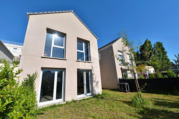 Maison à vendre - Pontault-Combault, Centre commercial - 4 pièces - 3 chambres