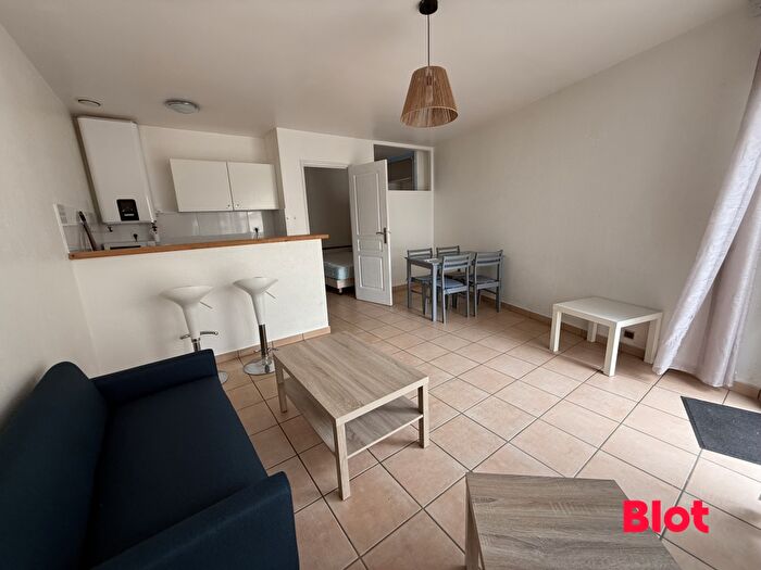Appartement 1 pièce à Saint-Avé, à louer