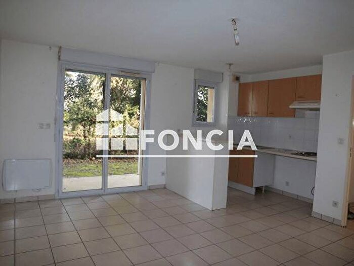 Appartement à louer - Bisseous-savonnerie, Castres - 2 pièces - 1 chambre