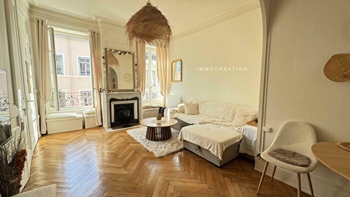 Appartement à vendre - Lyon e , Tête dOr, Vitton - 2 pièces - 1 chambre