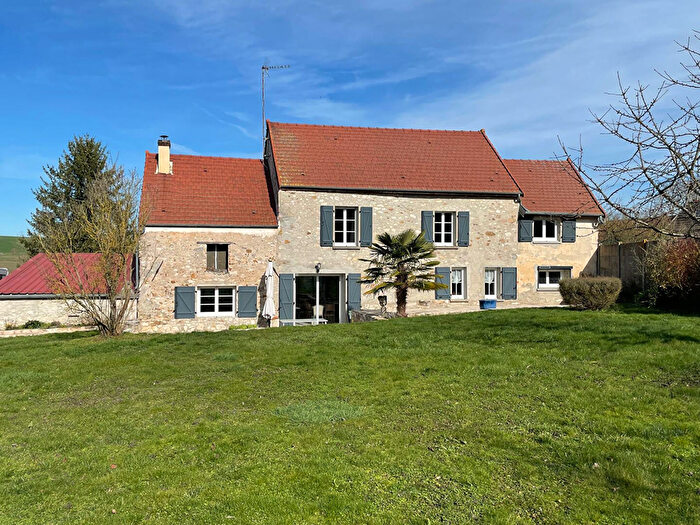 Maison à vendre - Coulombs-en-Valois - 6 pièces - 4 chambres