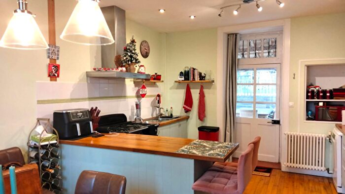 Maisons à vendre et appartements à louer - 3