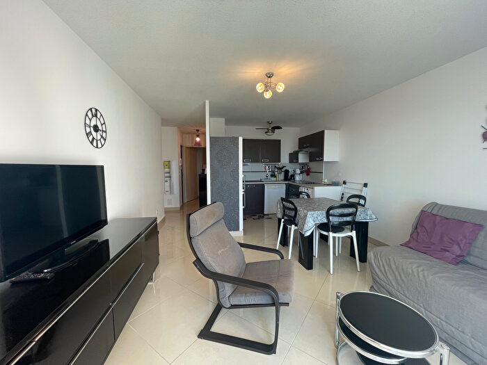 Appartement à vendre - Fleury, Saint-Pierre, Les Cabanes - 3 pièces - 2 chambres