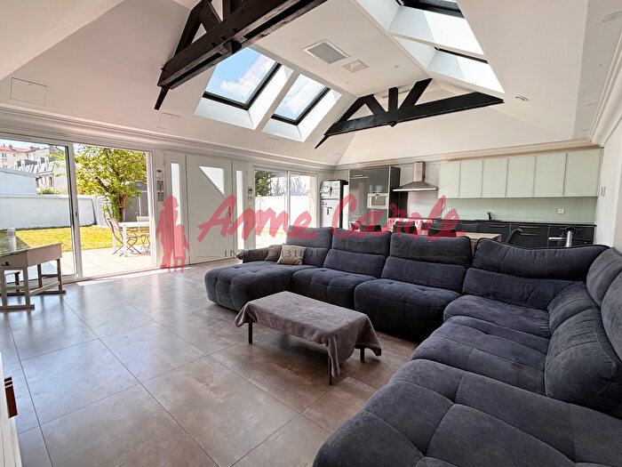 Maison 7 pièces à Joinville-le-Pont, Polangis, à vendre