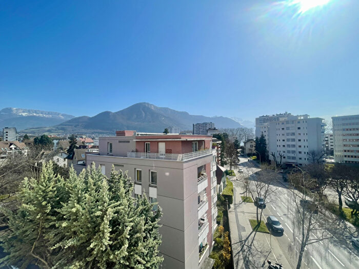 Appartement à vendre - Annecy, Parmelan, Albigny - 3 pièces - 2 chambres