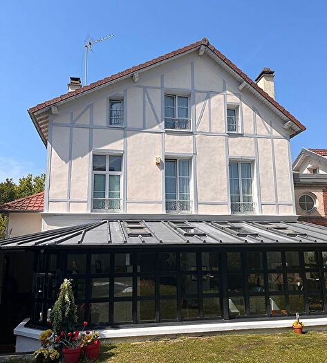 Maison à vendre - Villennes-sur-Seine - 7 pièces - 4 chambres