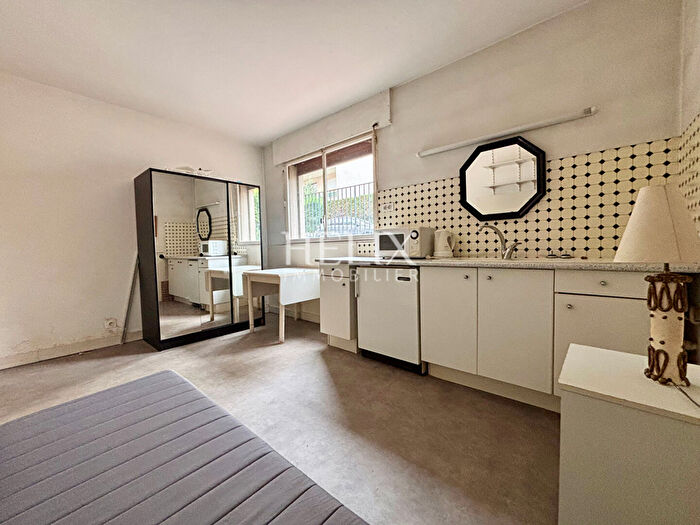 Appartement à vendre - Saint-Germain-en-Laye, Alsace, Péreire - 1 pièce