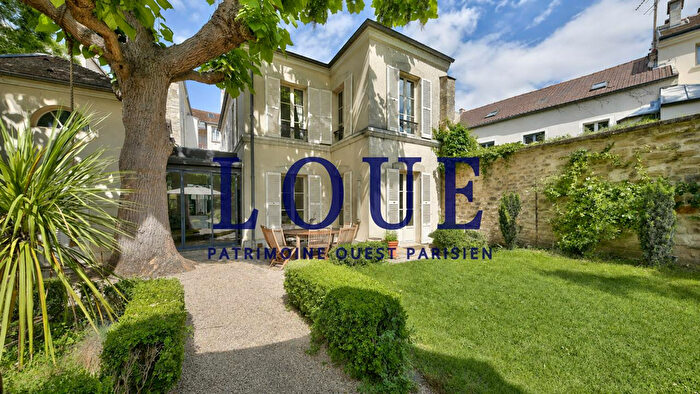 Maison 6 pièces à louer à Saint-Germain-en-Laye, Centre-ville, Quartiers forestiers