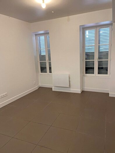 Appartement à louer - Ouest, Clamecy - 2 pièces - 1 chambre