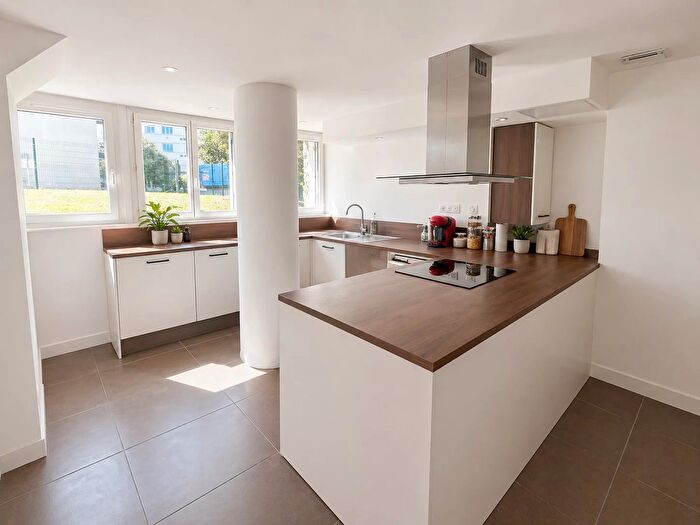 Appartement à vendre - Billère, Marnières - 3 pièces - 2 chambres