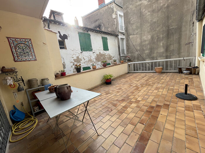 Maisons à vendre et appartements à louer - 1