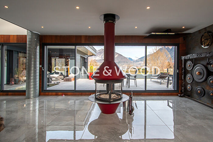 Maison à vendre - Sevrier, Sévrier - 8 pièces - 5 chambres