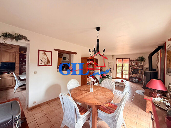 Maison 6 pièces à vendre à Savigny-le-Temple, Plessis la Forêt