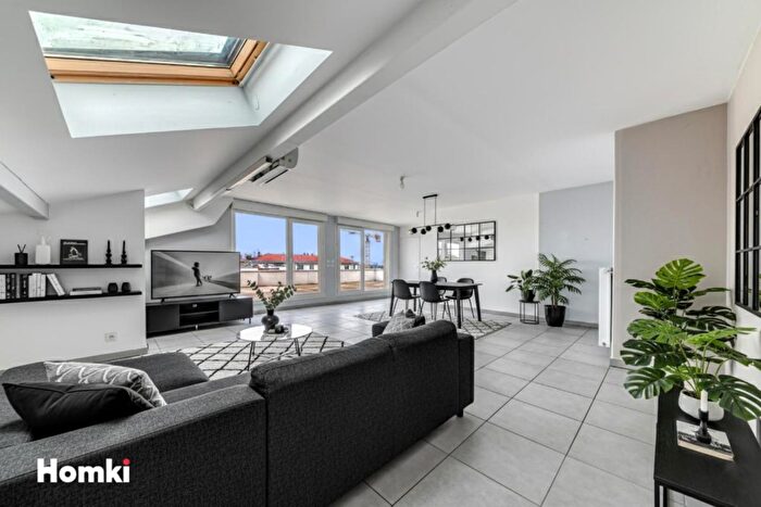 Appartement 4 pièces à vendre à Vénissieux, Jules Guesde