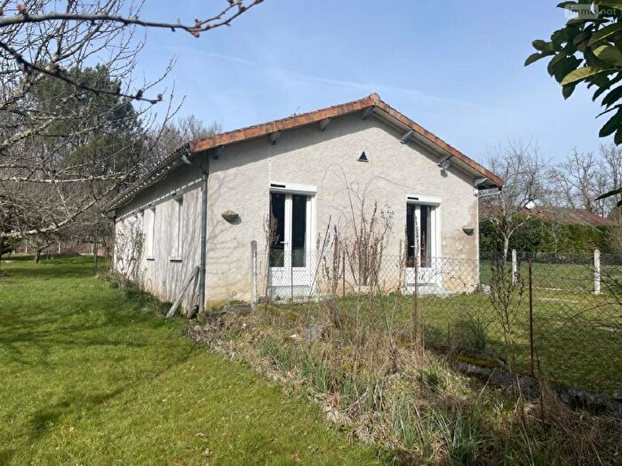 Maison à vendre - Segonzac - 5 pièces - 4 chambres