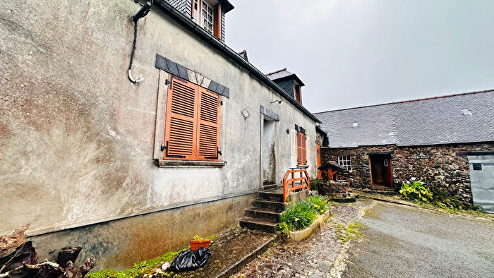 Maison à vendre - Crozon - 5 pièces - 4 chambres