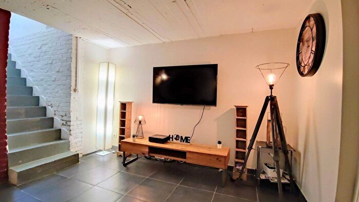 Appartement à louer - Ennequin, Loos - 1 pièce