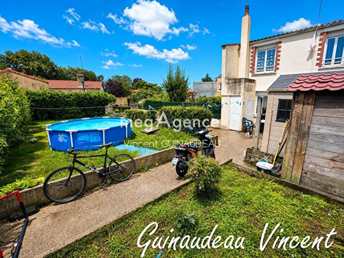 Maison 5 pièces à Treize-Vents, à vendre