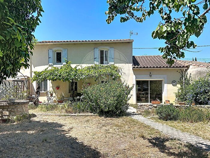 Arles, Saliers, Albaron : Maison 4 pièces à vendre