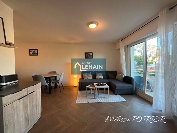 Appartement 2 pièces à Les Herbiers, Centre-ville, Le Grand Fief, à vendre