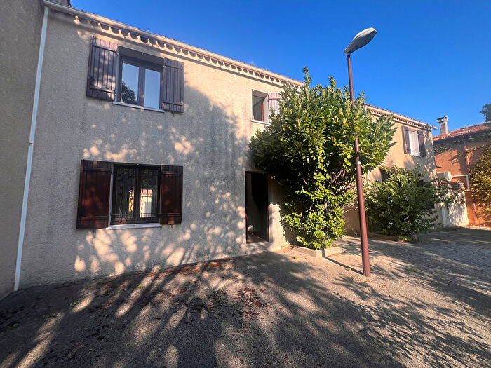 Maison 4 pièces à Avignon, Le Pont Deux Eaux, Fontcouverte, à vendre