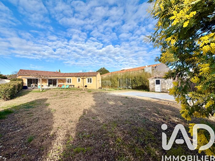 Maison à vendre - Montfrin - 5 pièces - 4 chambres