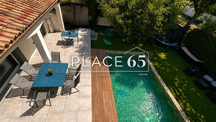 Maison 5 pièces à vendre - Nîmes, Route d'Arles
