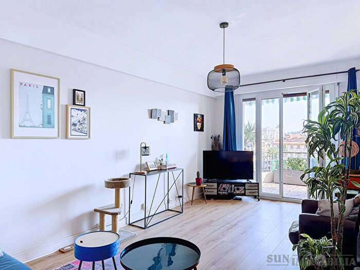 Nice, Valrose : Appartement 2 pièces à vendre