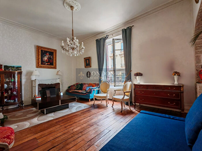 Appartement 6 pièces à vendre à Versailles