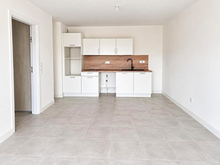 Appartement 3 pièces à louer - Le Pontet, Réal Panier