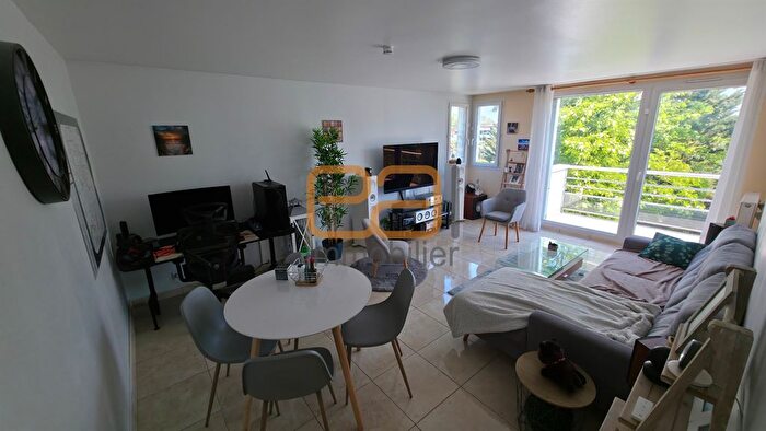 Appartement 3 pièces à Bonneuil-sur-Marne, Bouglione, à vendre