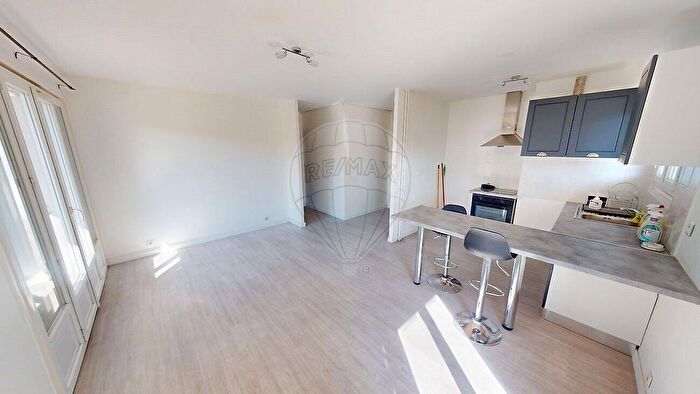 Appartement à louer - Franklin, Les Pavillons-sous-Bois - 2 pièces - 1 chambre