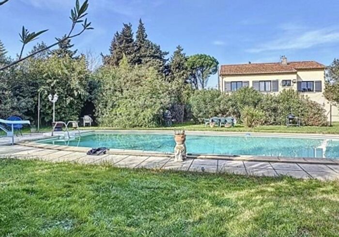 Beaucaire, Saint-Joseph, Route de Fourques : Maison 5 pièces à vendre