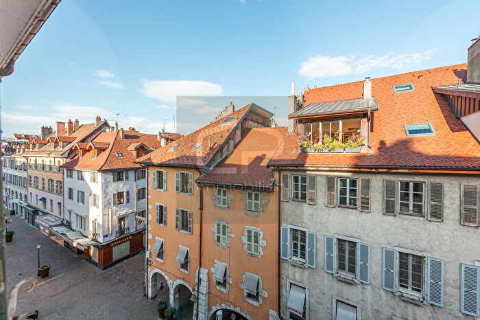 Appartement 5 pièces à Annecy, Centre-ville, Vieille ville, Marquisats, à vendre