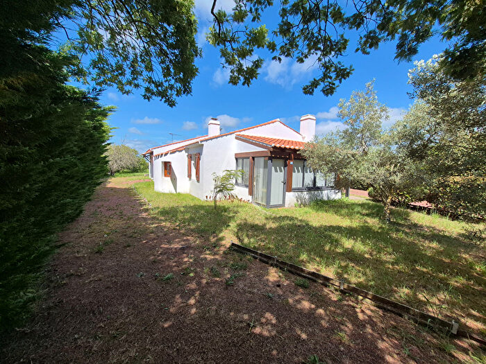 L'Épine : Maison 4 pièces à vendre