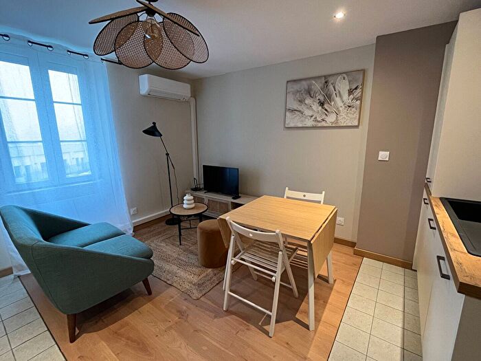 Appartement à louer - Parc la Verrerie-Le Guide, Le Creusot - 2 pièces - 1 chambre
