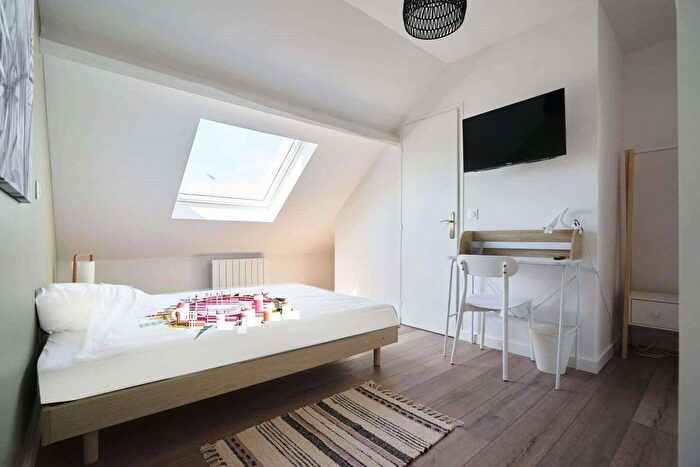 Wazemmes, Lille : Appartement 1 pièce à louer