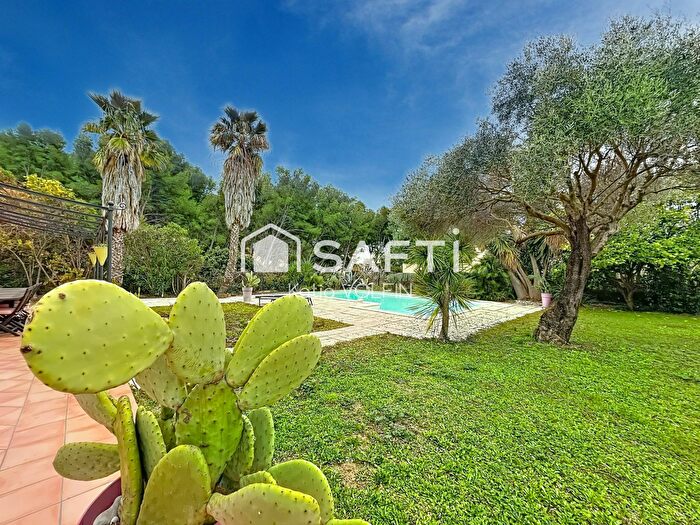 Maison à vendre - Ceyreste - 6 pièces - 4 chambres