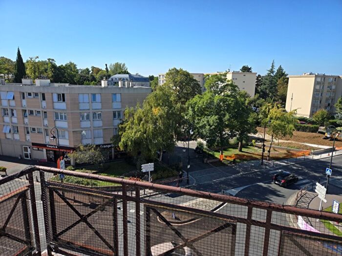 Appartement à vendre - Le Plessis-Trévise, Centre-ville, Orly Parc - 3 pièces - 2 chambres