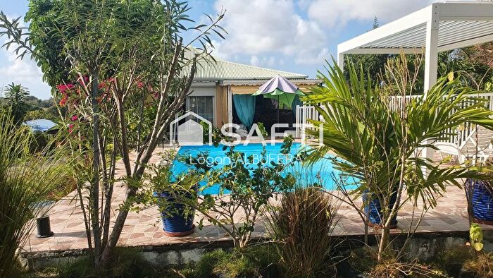 Saint-François : Maison 4 pièces à vendre