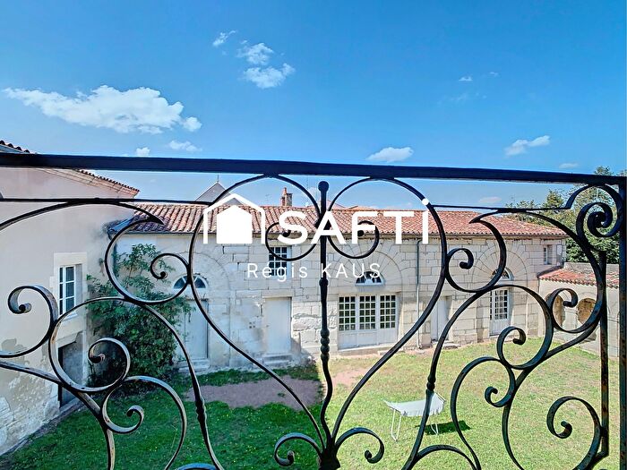 Maison à vendre - Luçon - 10 pièces - 7 chambres