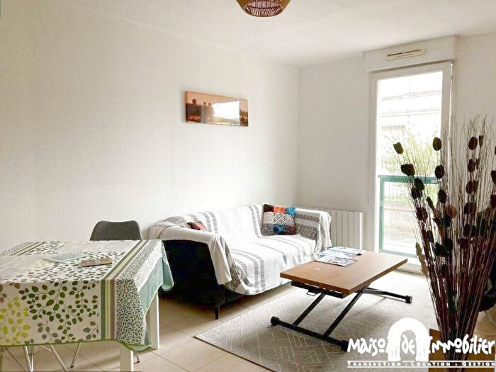 Appartement à louer - Cognac, Centre-ville, Gare - 2 pièces - 1 chambre